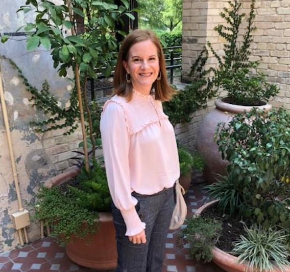 Lori Weaver Lifestyle - Embracing a Positive Attitude Towards Life.